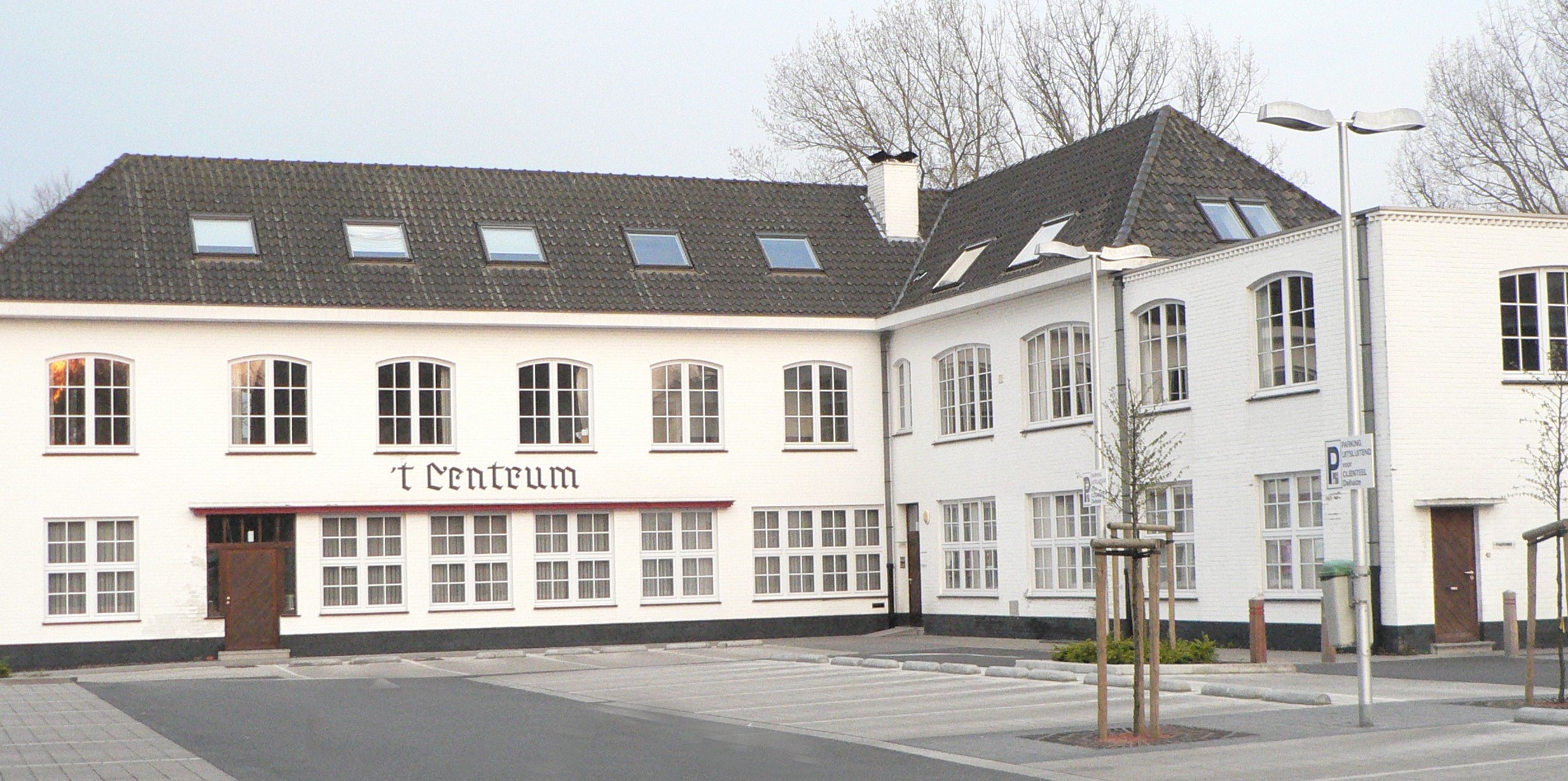 Contact | Parochiaal Centrum Steenbrugge vzw